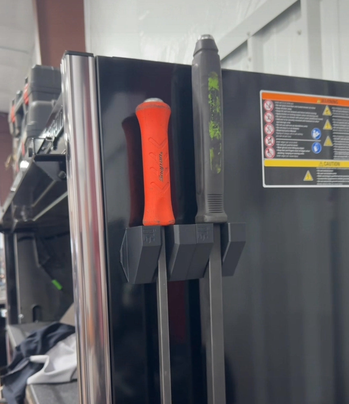 Magnetic Modular Prybar Organizers / Hangers RV2 – Tool Craft Organizers